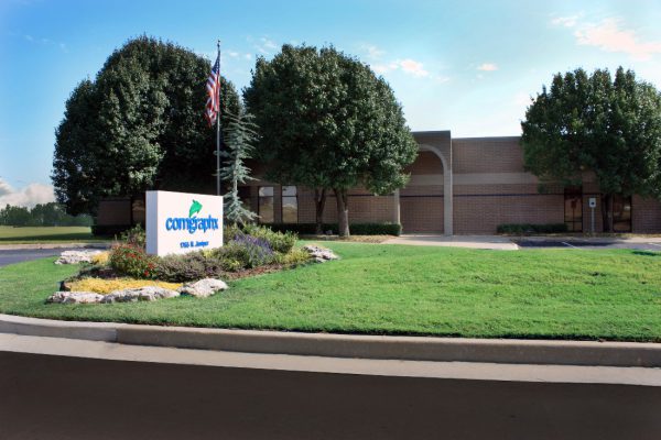 Responsive Volume Sticker Printer - About - Comgraphx