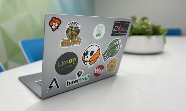 Stickers For Computers - Easy Online Ordering - Comgraphx